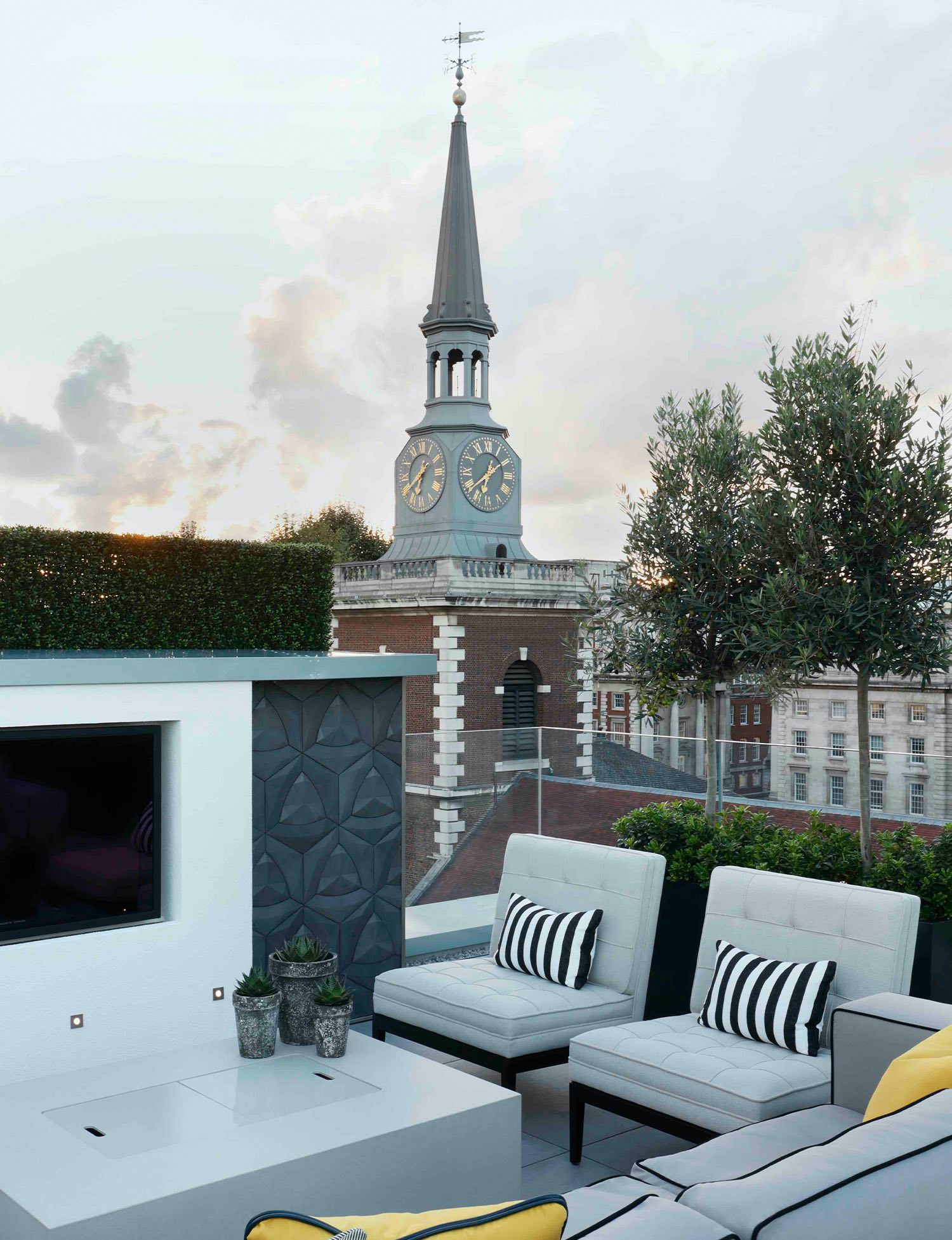 Luxury House Tour | The Brummell Penthouse by Oliver Burns